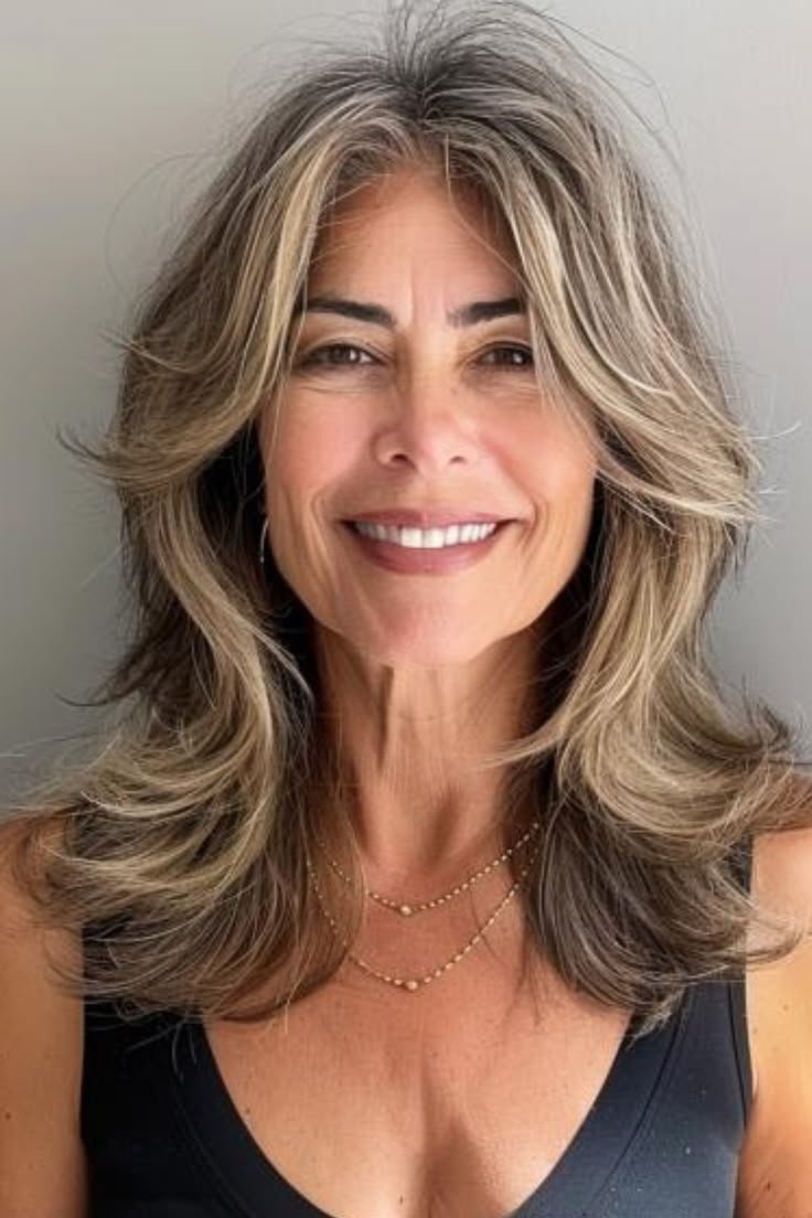 Corte de Cabelo Butterfly: 10 Inspirações para Transformar Seu Visual ...